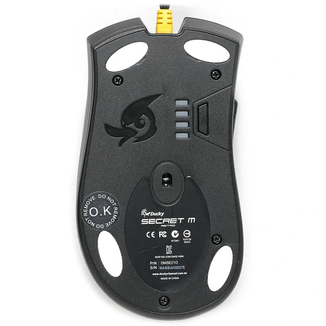Ducky Mouse Secret M Retro PBT body mouse - PixArt sensor; Omron switc
